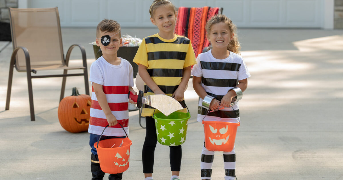 3 Easy DIY Halloween Costumes for Kids | Duck Brand