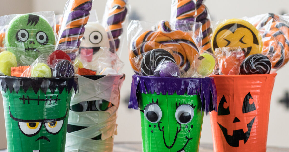 4 Easy Halloween Crafts for Kids at Home | Duck Brand